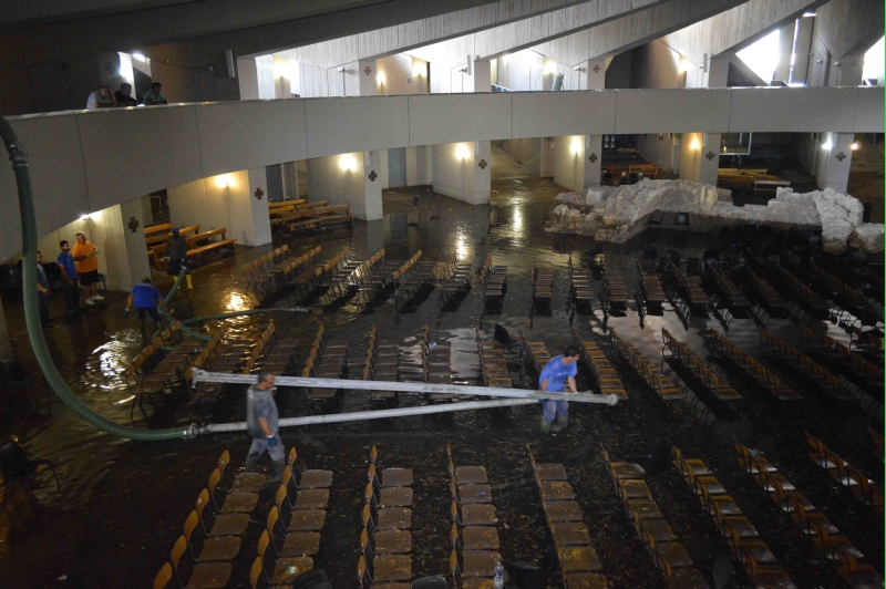 SIRACUSA: ALLAGATA LA CRIPTA DEL SANTUARIO DELLA MADONNA DELLE LACRIME ... SIRACUSA: ALLAGATA LA CRIPTA DEL SANTUARIO DELLA MADONNA DELLE LACRIME ...