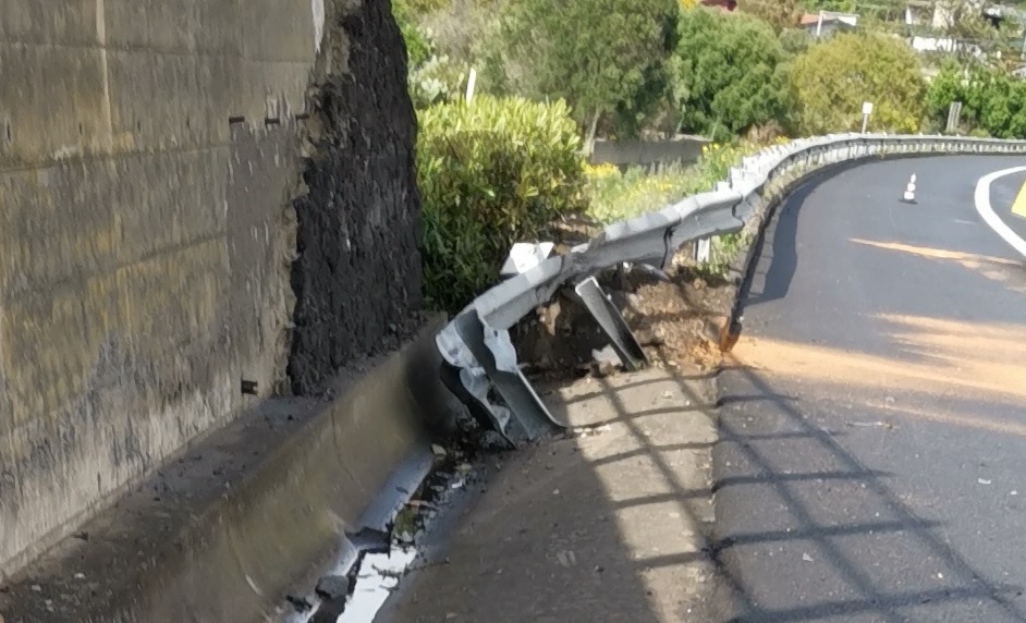 INCIDENTE SULLA TANGENZIALE DI CATANIA, LUNGHISSIME CODE - 95047.it INCIDENTE SULLA TANGENZIALE DI CATANIA, LUNGHISSIME CODE - 95047.it